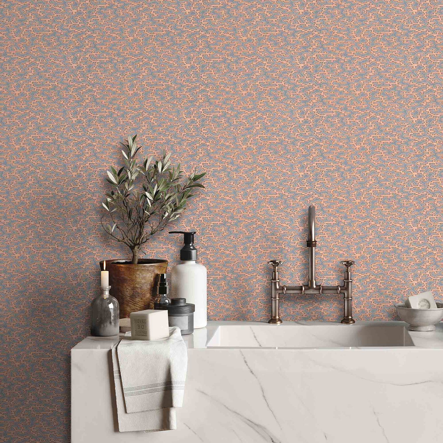Rubigo Copper Wallpaper – Geometric, Metallic Effect, Paste-the-Wall ...